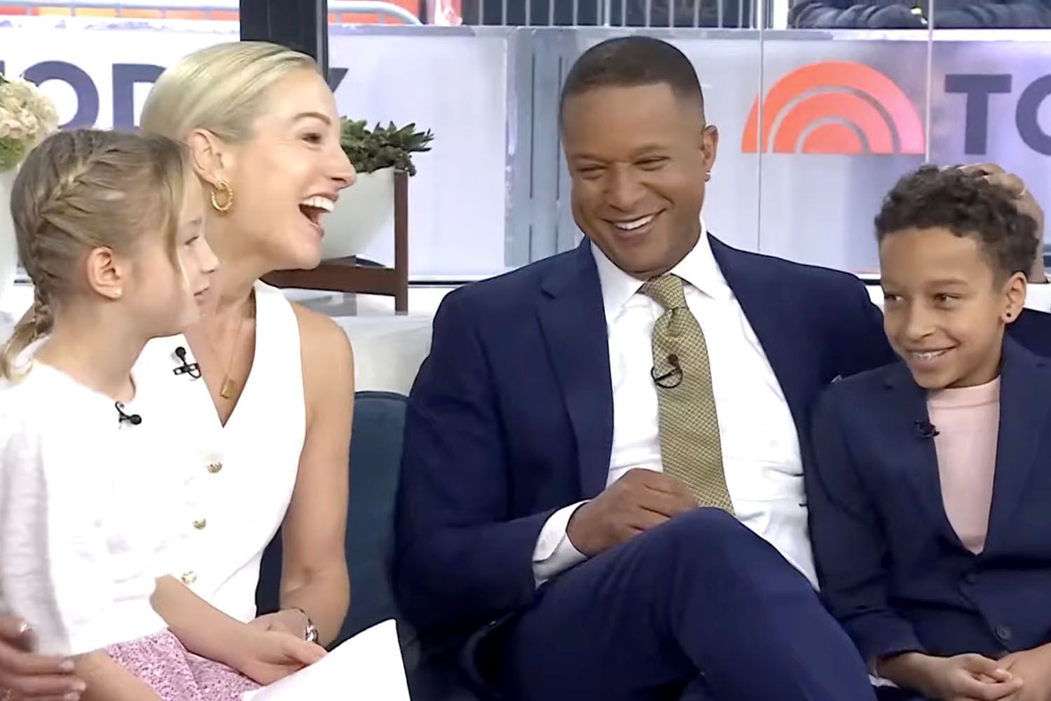 Craig Melvin did not anticipate being present for his brother's last ...