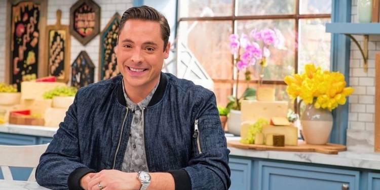 Jeff Mauro has spoken out about his decision to reveal the individual ...