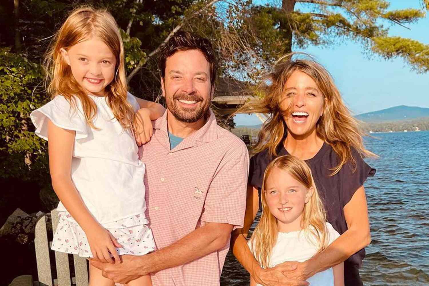 Jimmy Fallon posted a unique family picture from the state of New ...