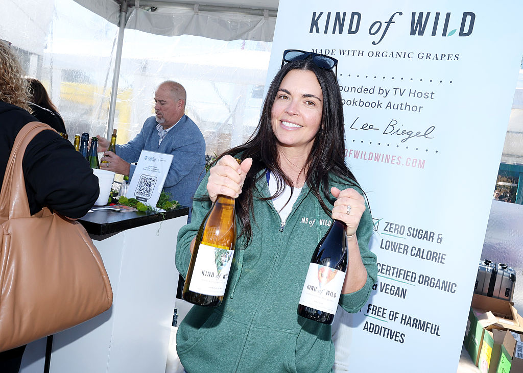 Katie Lee Biegel made a formal announcement about her comeback to Food ...